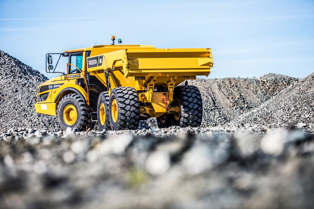 Nationwide loading shovel rental | SER