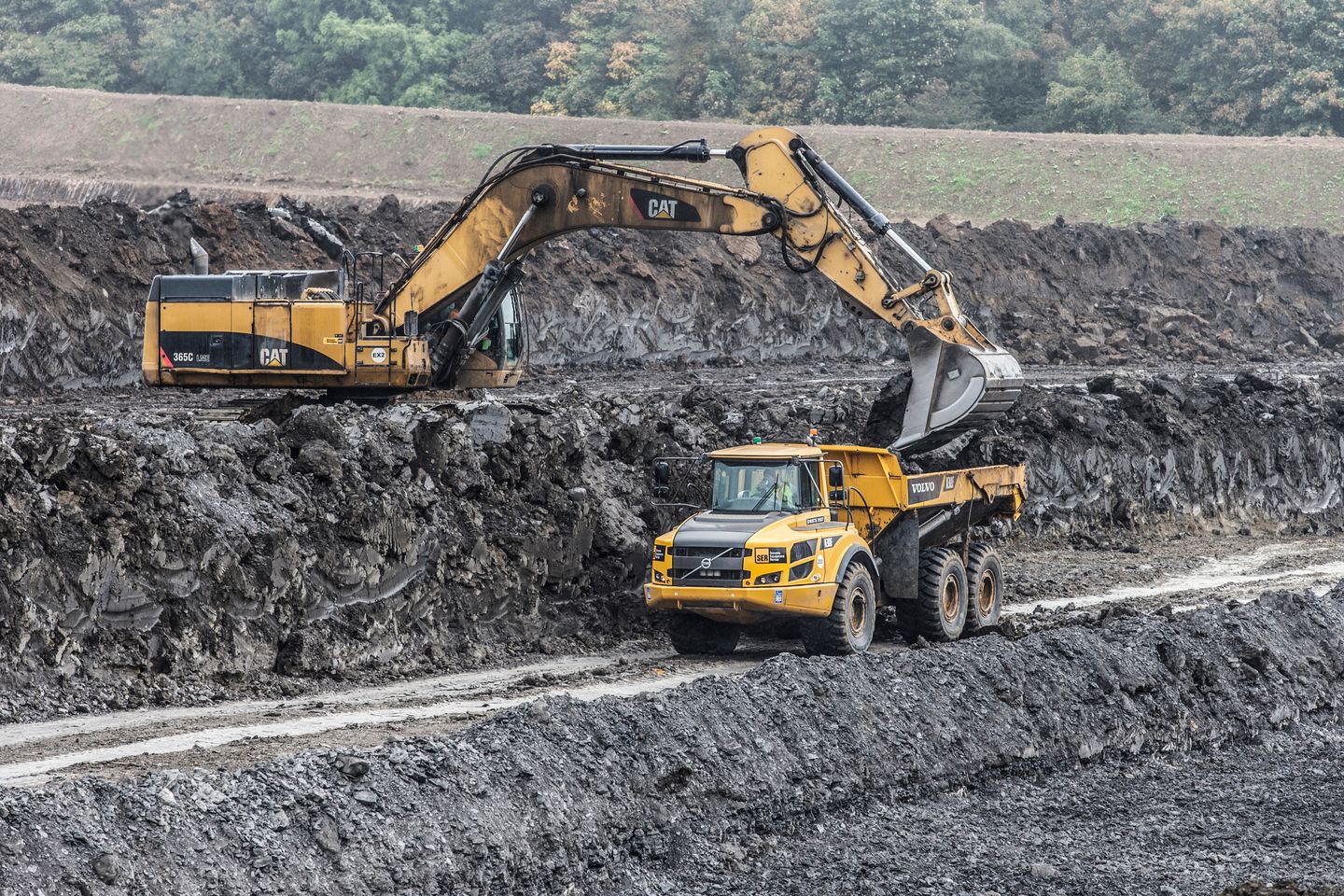 Nationwide loading shovel rental | SER