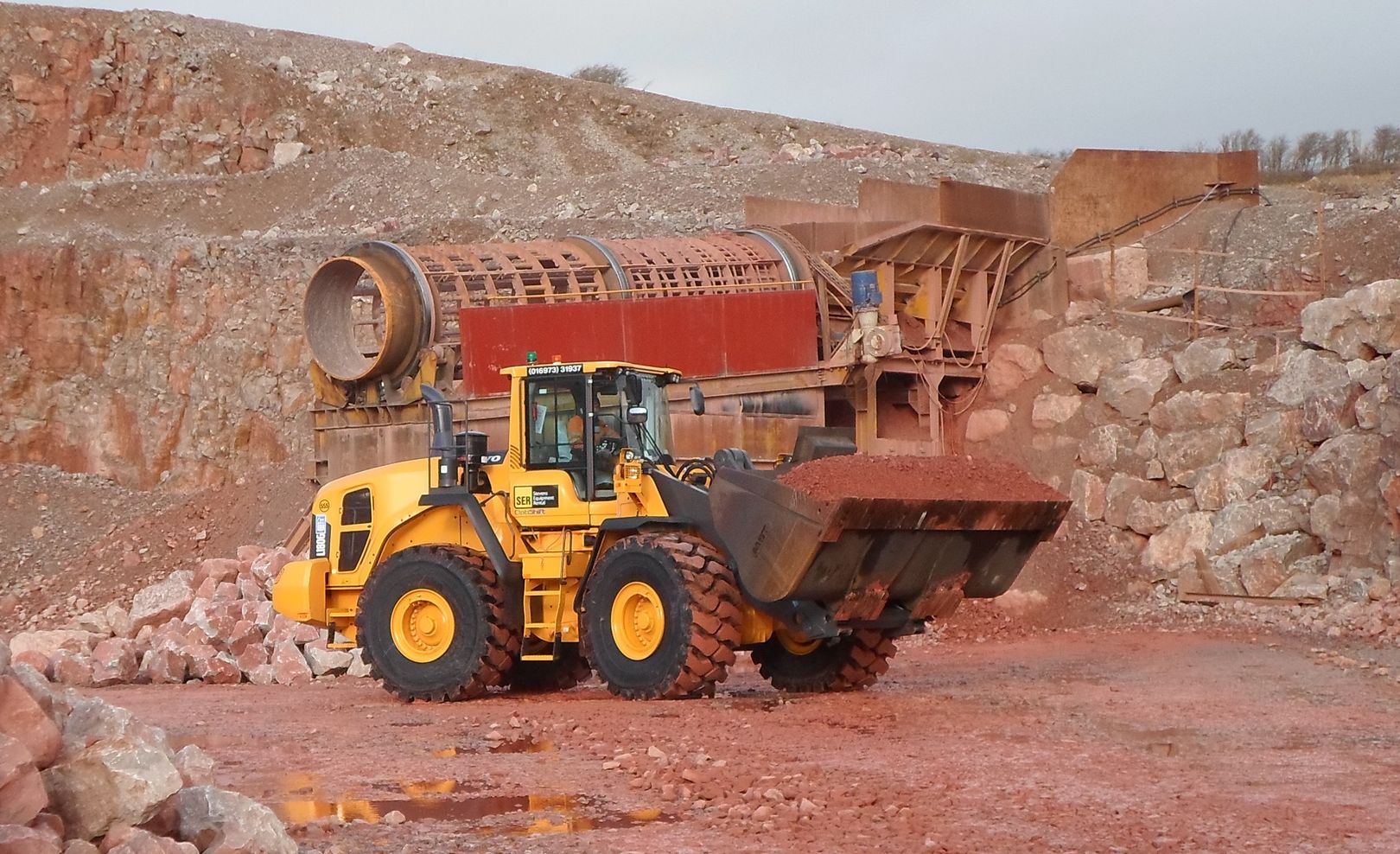 Volvo L180G loading shovel delivered to a Cumbrian quarry
